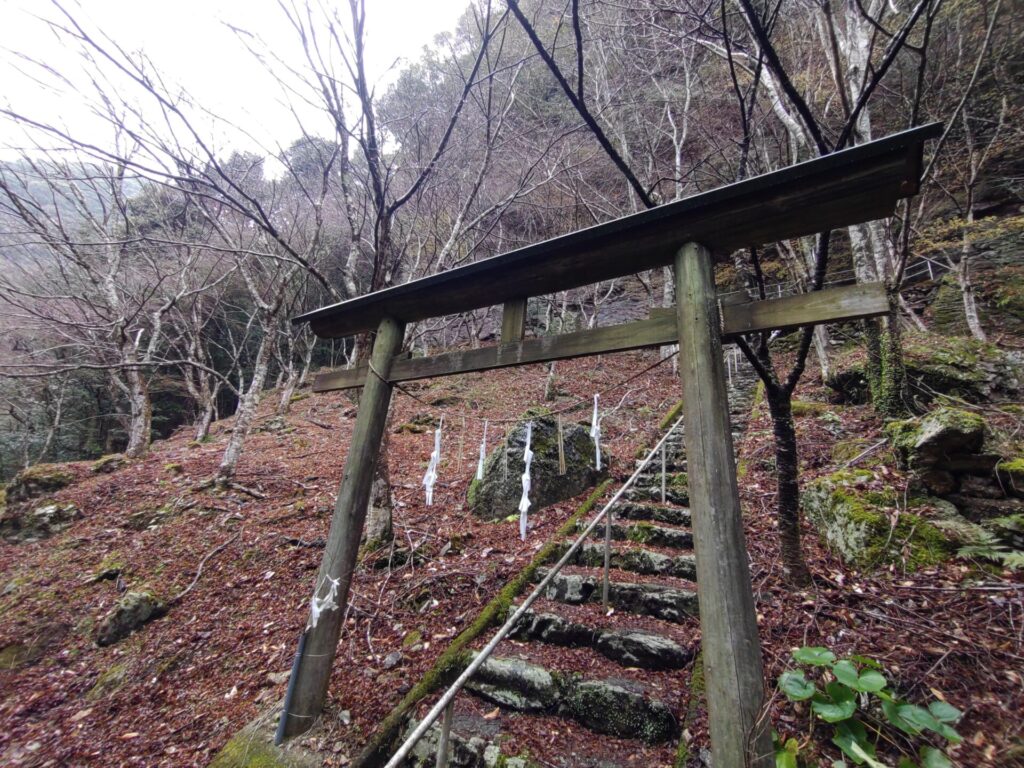 中津渓谷 笑いの里 竜神七福神【高知県】 | 日本の神社仏閣めぐり (Shrine Japan Info)